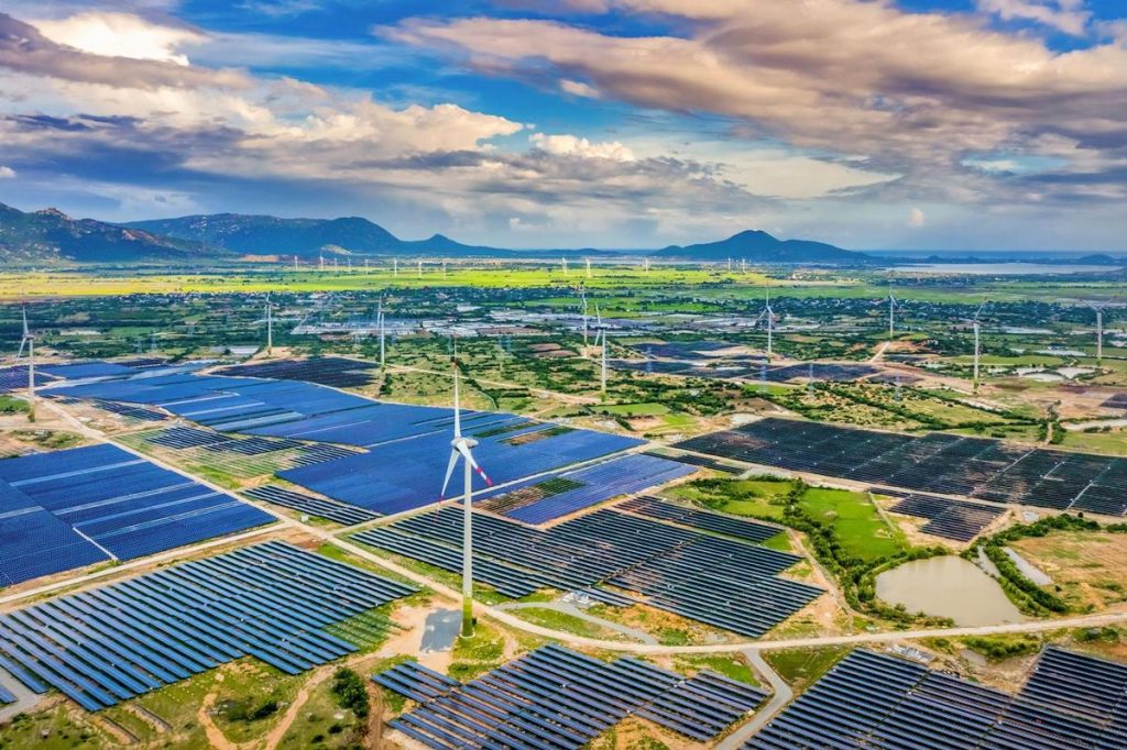 Vietnam’s Energy Industry in 2025: A Turning Point Toward a New Era of ...